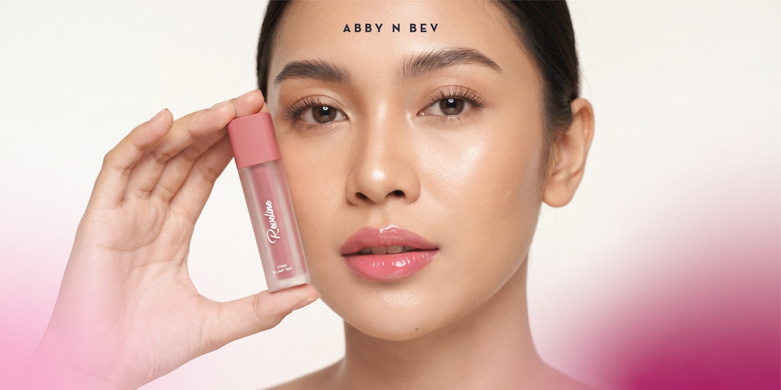 Reveline Lip Plump Stain: Glossy, Pigmented, dan Stain | Blog Abby n ...